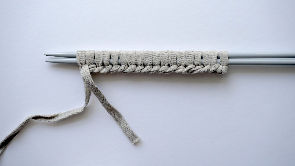 How To Make a Knitted Trivet