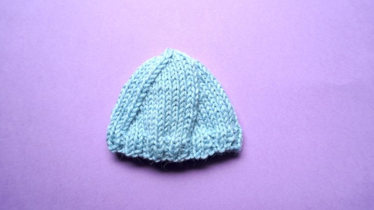 Knitting Sock Toes: 7 Different Techniques