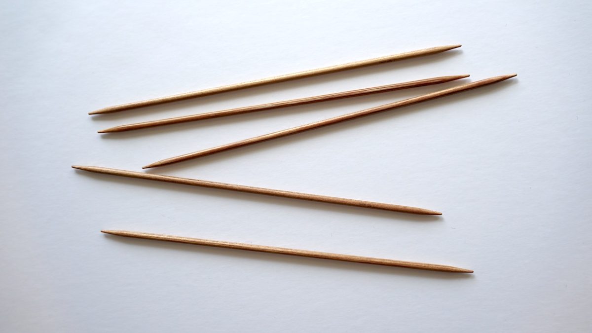 A Beginner's Guide to Types of Knitting Needles